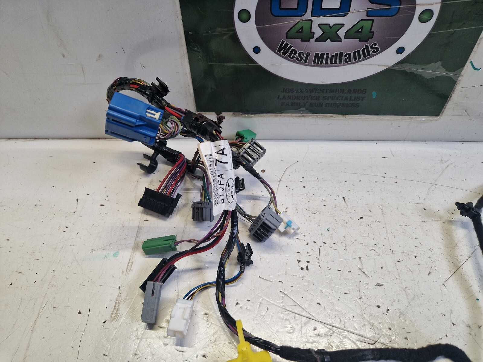 FREELANDER 2 OFF SIDE FRONT DRIVERS SEAT BASE WIRING LOOM | eBay