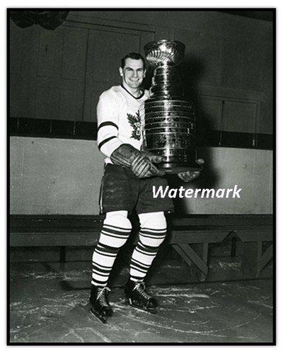 NHL Toronto Maple Leafs Syl Apps Holding Stanley Cup 8 X 10 Photo ...