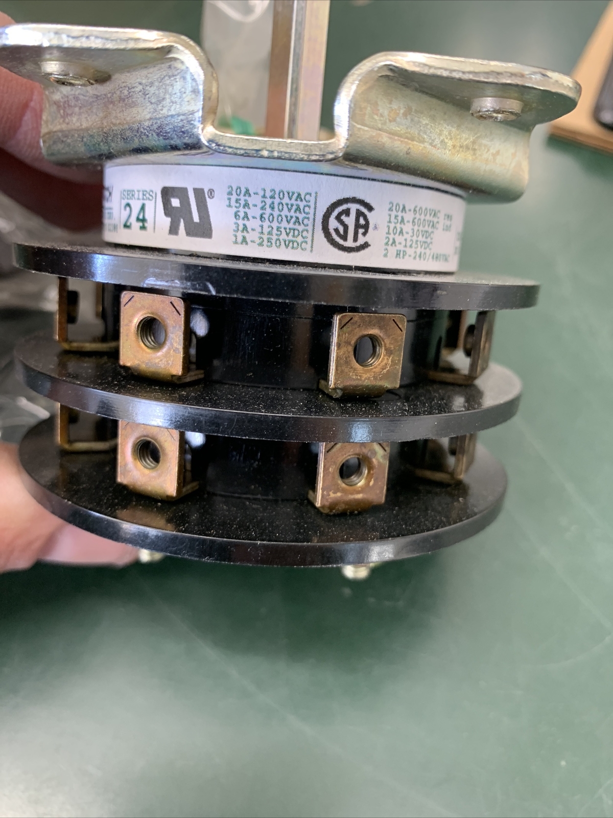 ElectroSwitch 24202B-S Series 24 Relay Key Lock 3-Hole Double Sided 8 ...