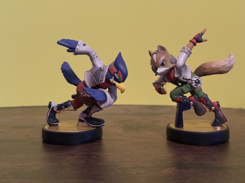 Fox McCloud & Falco Lombardi Star Fox Amiibo Nintendo Super Smash Bros ...