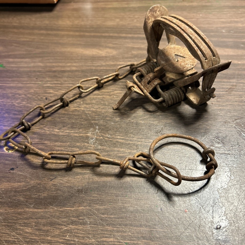 VTG Oneida Victor Small Animal Spring Pinch Pan Trap Primitive Game ...