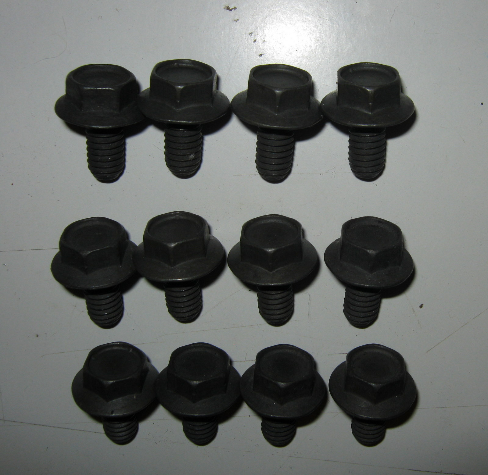 VB VC VH VK COMMODORE TRIMATIC PAN BOLT SET (12) | eBay