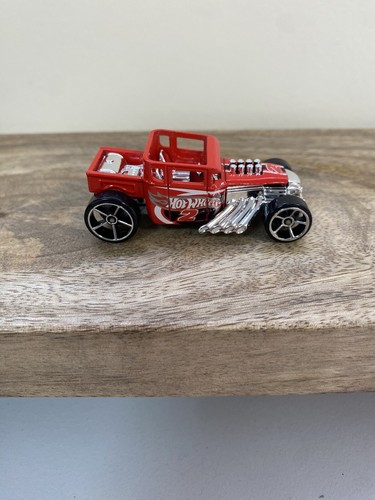 Hot Wheels 2013 Decide Your Ride Red Bone Shaker Loose Blister Pull ...