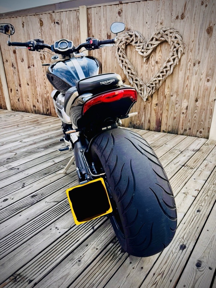 Triumph Rocket 3r 73 Plate 2 Years Warranty Full Service History Only ...