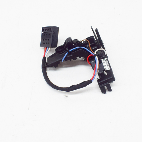 NEW BMW 4 F33,F83 REAR RIGHT TAIL LIGHT BULB HOLDER 63217366070 7366070 ...