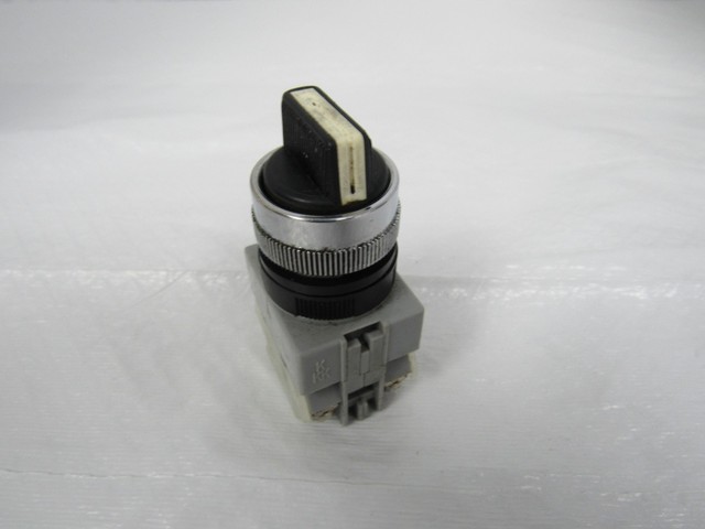 BLACK SELECTOR SPRING RETURN SWITCH W/CONTACT BLOCKS | eBay