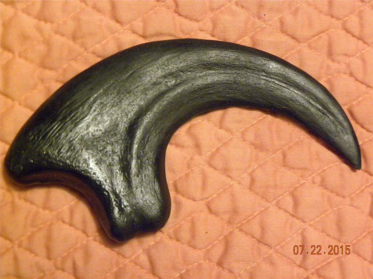 Huge UTAHRAPTOR claw 9" jurassic dinosaur black replica claw | eBay