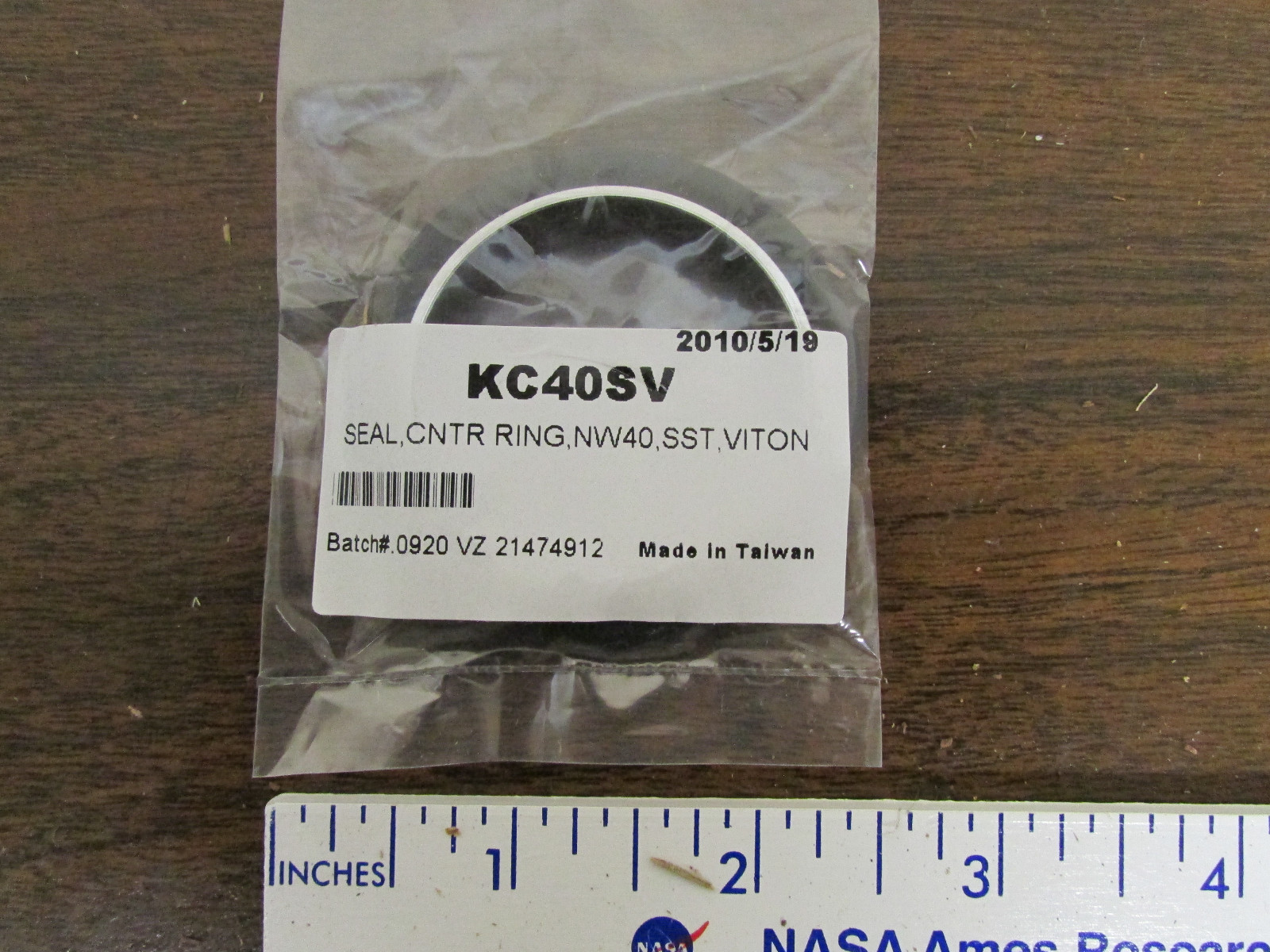 Seal Center Ring NW40 (KF40) Stainless Steel with O-Ring KC-40-SV ...