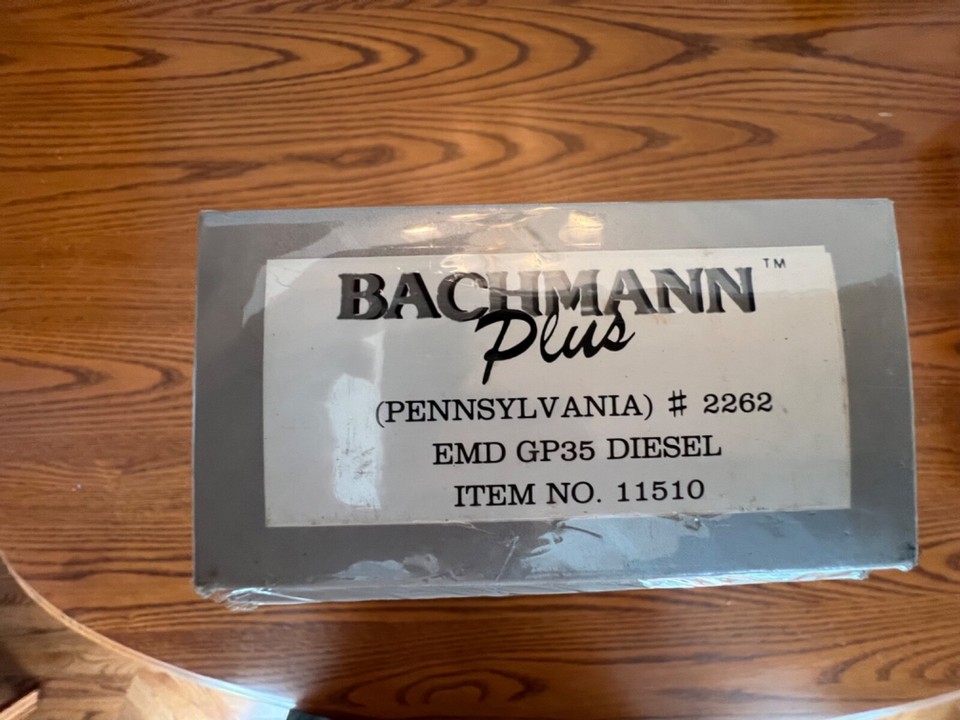 BACHMANN SPECTRUM PRR #2262. EMD GP35 DIESEL LOCOMOTIVE- New Factory ...
