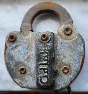 Locks & Keys - Adlake Padlock