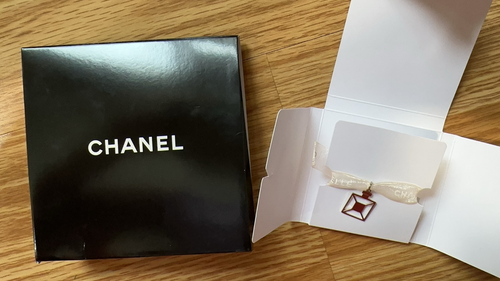 NEW BOXED Chanel Gabrielle Ribbon string bracelet perfume bottle shaped ...