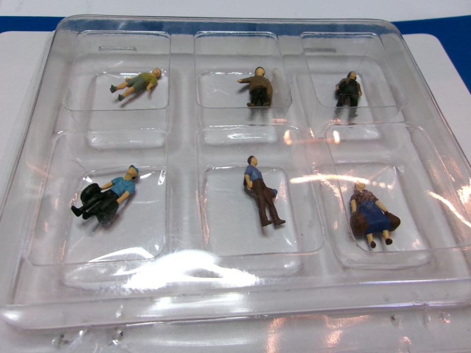 HO 6-Walthers SceneMaster nicely painted standing figures NEW! | eBay