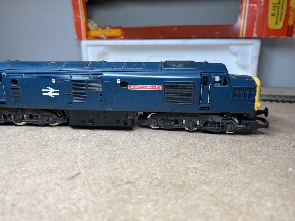 HORNBY R402 CLASS 37 DIESEL LOCO No 37207 WILLIAM COOKWORTHY in BR Blue ...