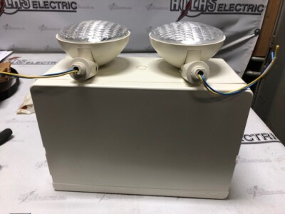 PRESCOLITE ESB7 6V 50WATT EMERGENCY FIXTURE (NEEDS NEW BATTERY, PN ...