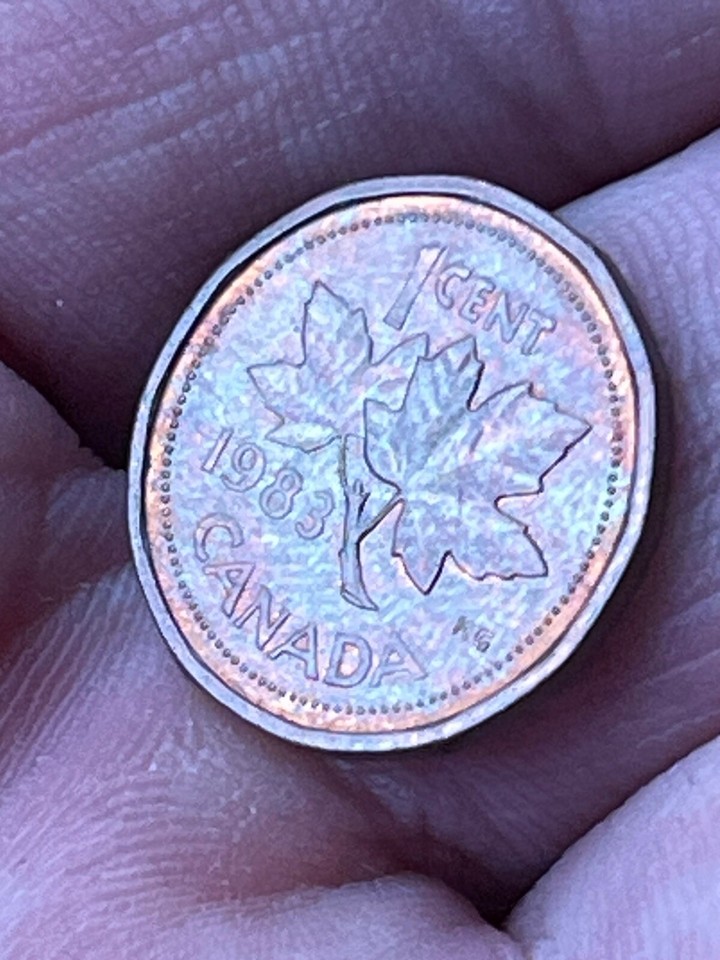 1983 Canada 1C Penny Coin Elizabeth II D.G. Irridescent, See Pictures ...