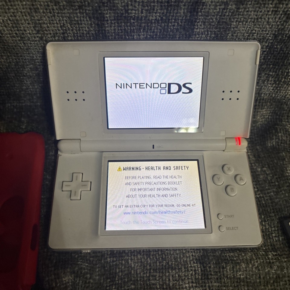 Nintendo DS Lite USG-001 Handheld Console White Bundle | eBay