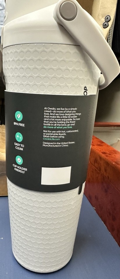 Owala 30oz FreeSip Sway Fairways For Days Golf Water Bottle In Hand | eBay