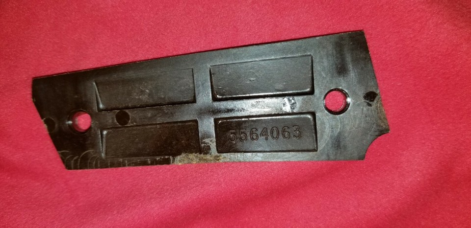 USGI Left Hand Grip for the .45 Cal M1911 Colt M1911A1 - NOS Left Side ...