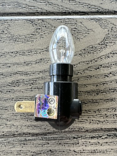 Plug in Night Light, C7 Base Socket Night Light with On/Off Switch With ...