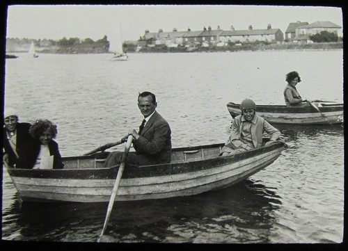 Glass Magic Lantern Slide EDWARDIAN FAMILY IN ROWING BOAT ON LAKE C1920 ...