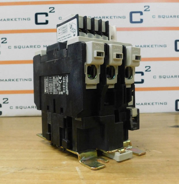 Telemecanique Contactor LC1DWK12 3-Pole 92A 600V 120V Coil w/ LC1DK Aux ...