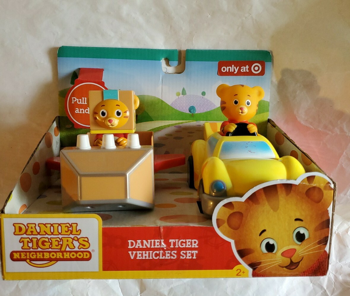Sealed Daniel Tiger's Neighborhood Tigertastic Car & Rocket (USA SHIPS ...