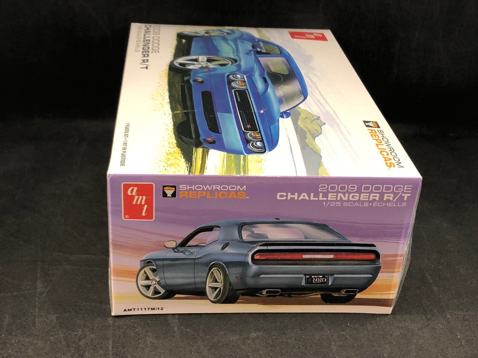 1/25 Scale Model Kit 2009 Dodge Challenger R/T SHOWROOM REPLICA -Skill ...