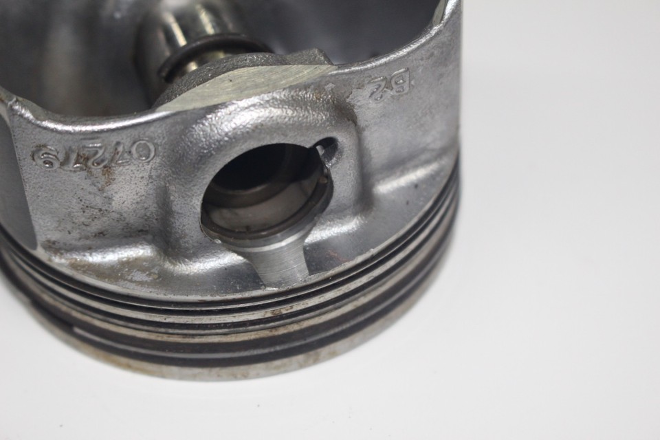 Good Used GM 25198520 STD Piston w/ Rings - 2011-21 Cruze, Trax, Encore ...