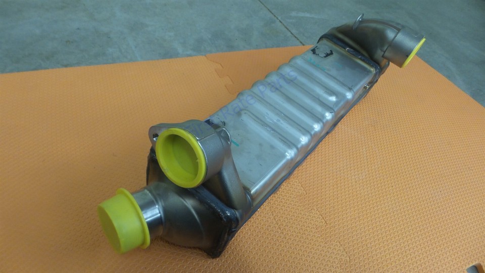 Genuine OEM EGR Cooler 22134240 for Volvo D11 Mack MP7 85136427 ...