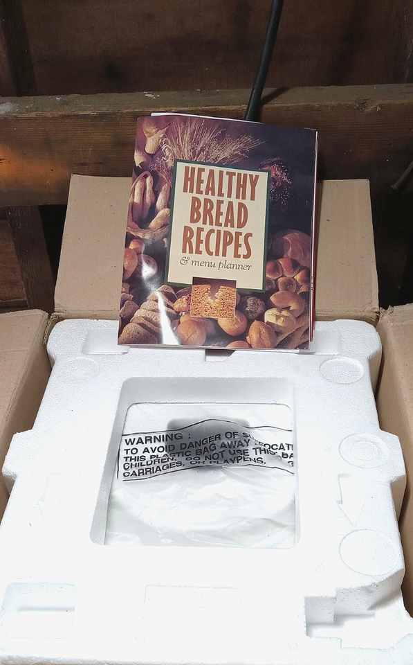 Breadman Automatic Bread Maker 120V White TR441 Mixes Kneads Bakes NEW ...