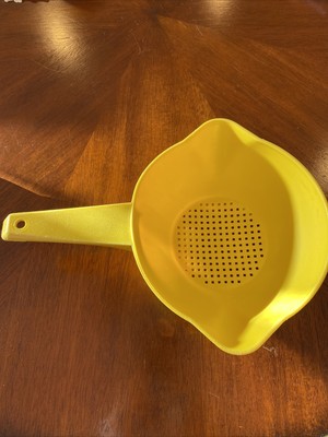 Vintage Tupperware Yellow 1 Quart Small Strainer - Colander 1200-9 | eBay