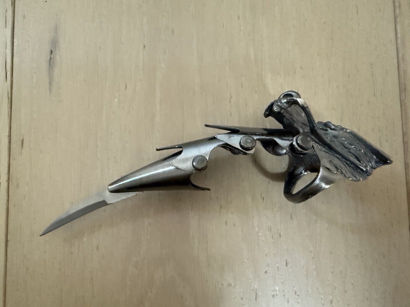 Fantasy Iron Reaver Dragon Claw finger blade knife | eBay