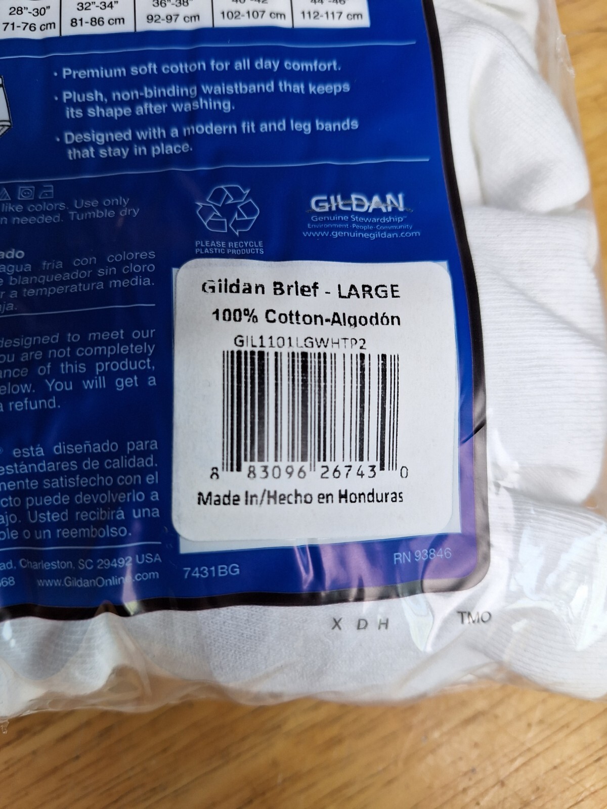 NEW Gildan 100 Cotton Briefs Size L G 2 Packs Sealed 4 Total Plush new-gildan-100-cotton-briefs-size-l-g-2-packs-sealed-4-total-plush