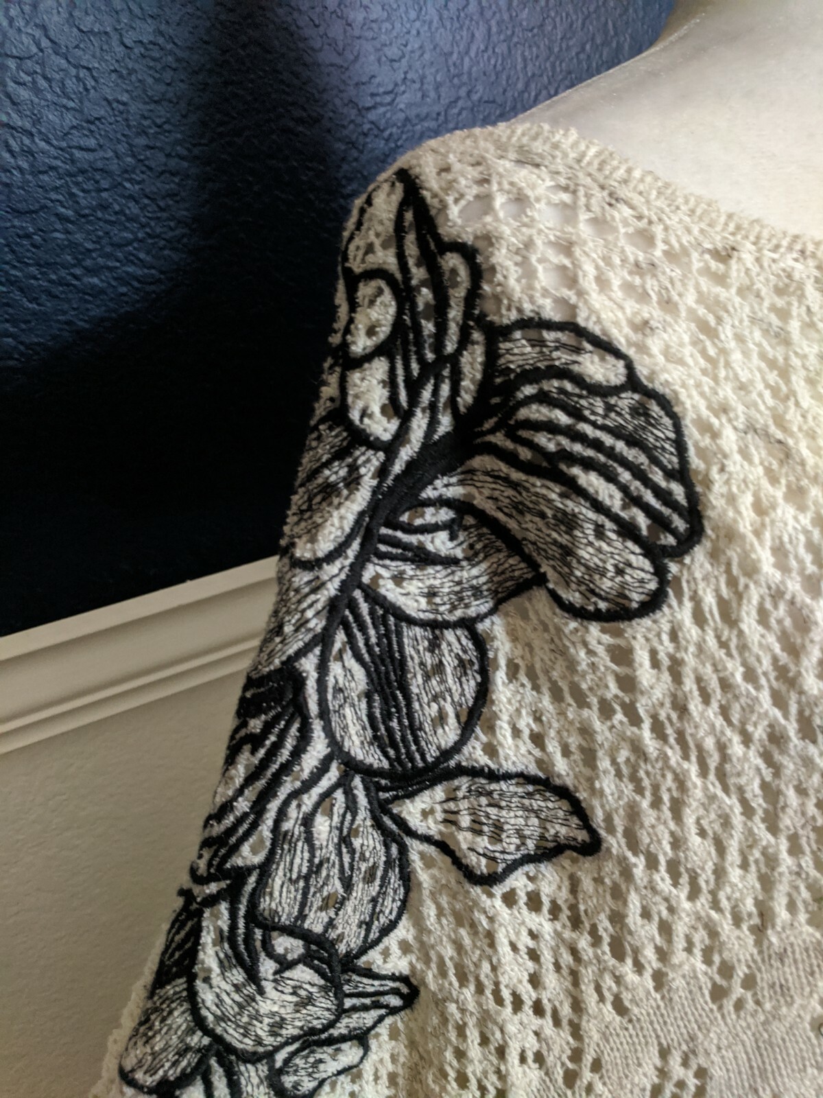 Anthropologie Knitted & Knotted XS/S Oversized Knitted Embroidered ...