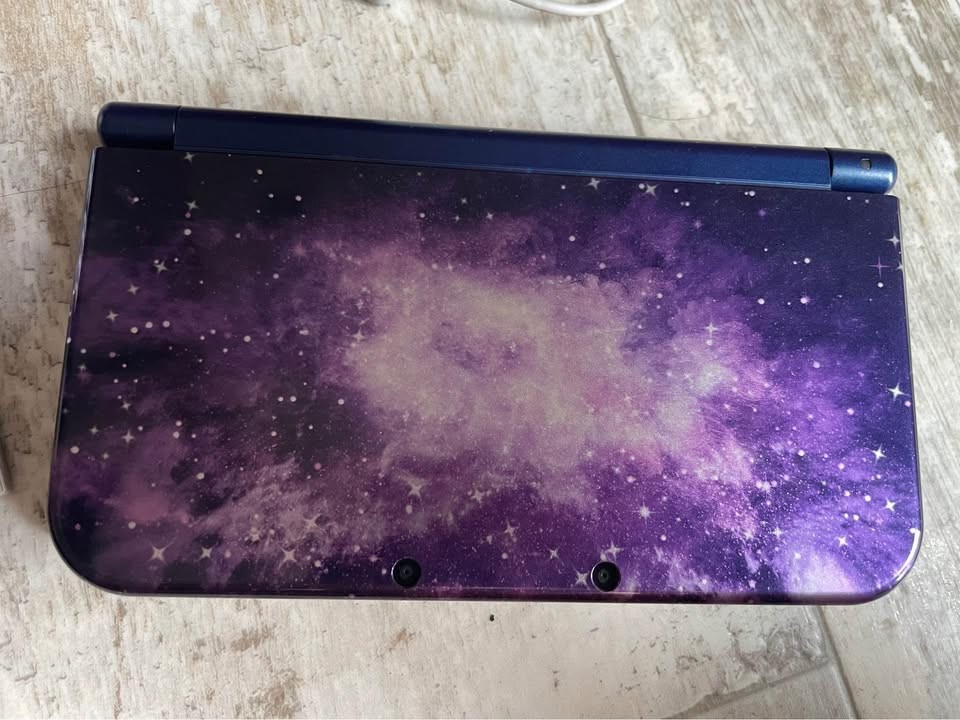 Nintendo 3DS XL Galaxy Edition w/ Box & Games Mario Zelda Call of Duty ...