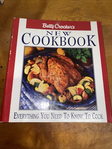 Betty Crocker's New Cookbook 5-ring binder 8th Edition Vintage 1996 ...