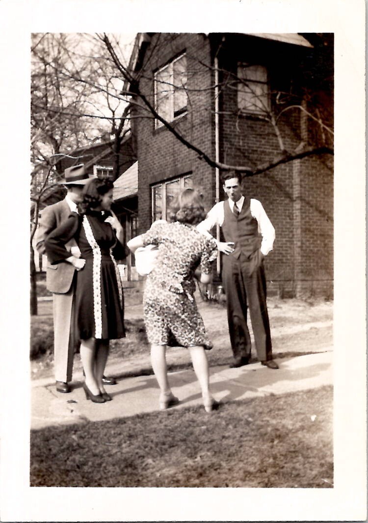 Beautiful Woman Mystery Big Booty Sexy Legs Risqué Americana 1930s ...