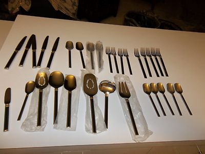 Oneida MIDNIGHT STAINLESS (BLACK & GOLD ACCENT) DINNER SPOON made in ...