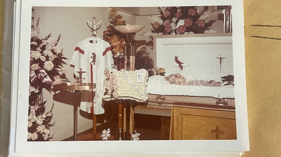 12 Post Mortem Old Woman Lady Funeral Coffin 1970s Color Photos ...