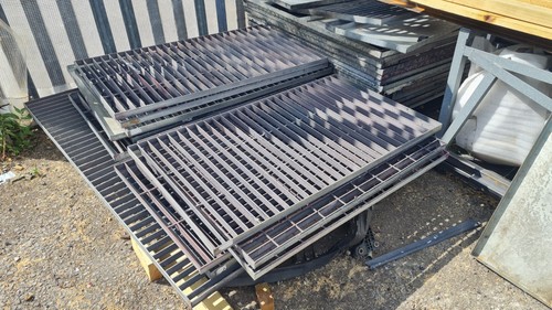 Floor Forge Walkway Galvanised Steel Grating Mesh Floor Panel Grid ...