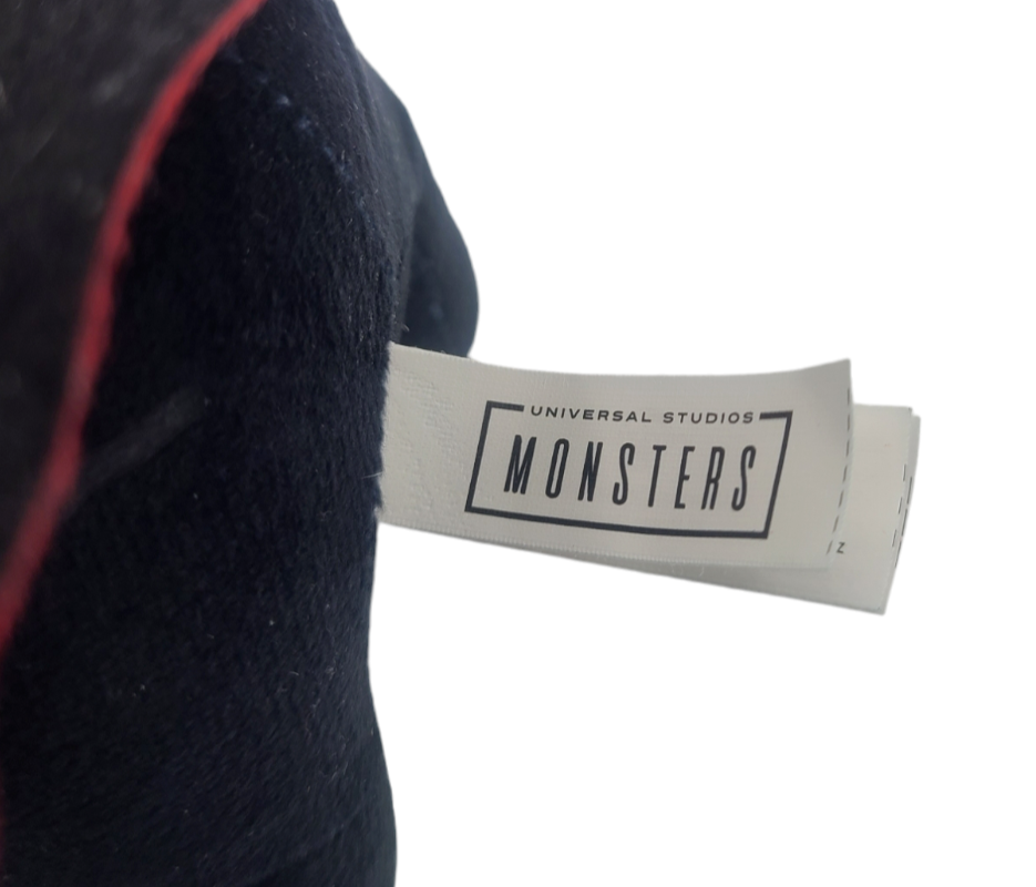 NWT Universal Studios Monsters Dracula Vampire Horror Stuffed Animal 7 ...