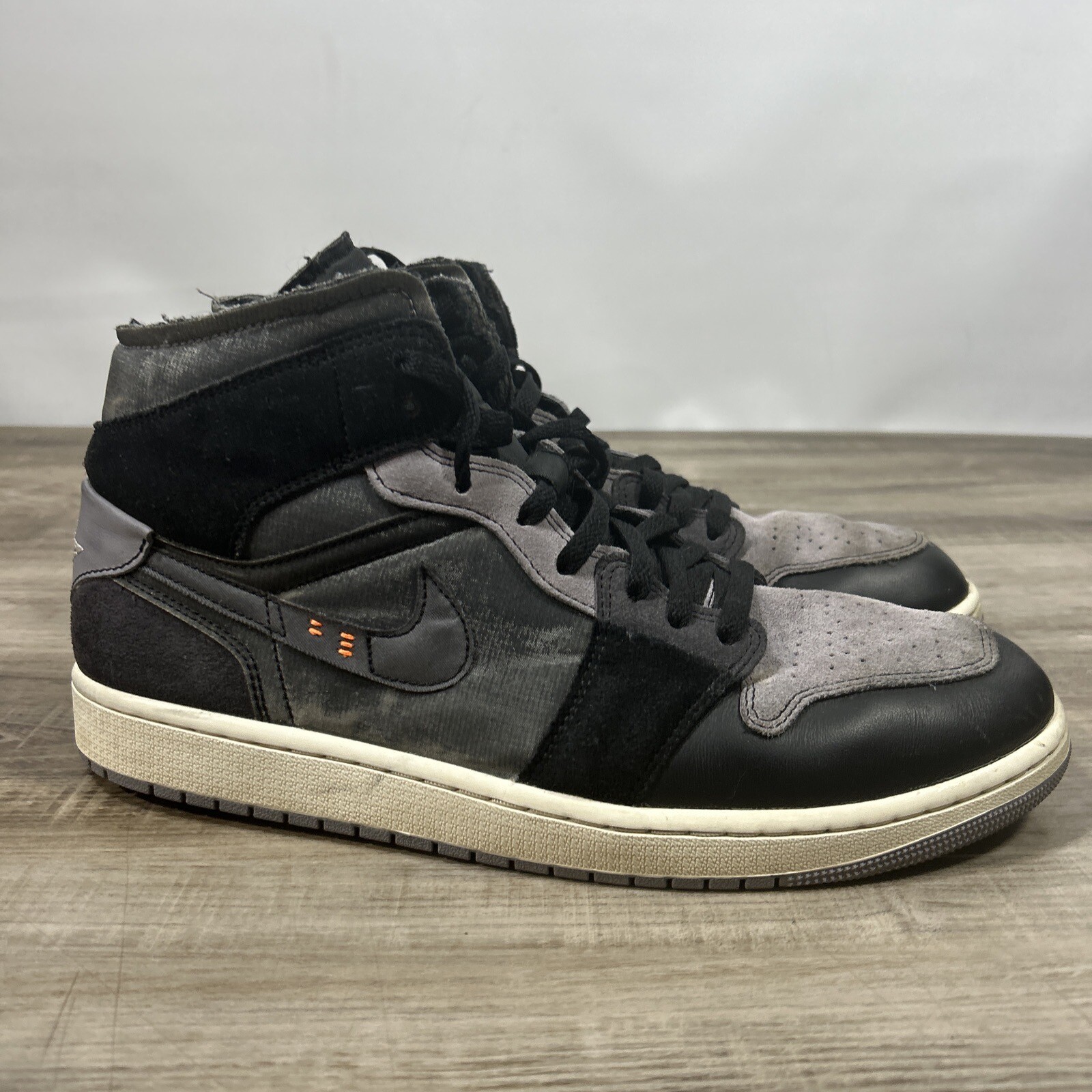Nike Air Jordan 1 Mid Craft SE Inside Out Black Grey … - Gem