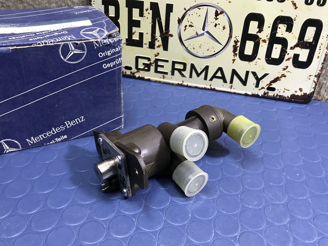 Mercedes-Benz S W126 Heater Control Valve A0008303784 Genuine for sale ...