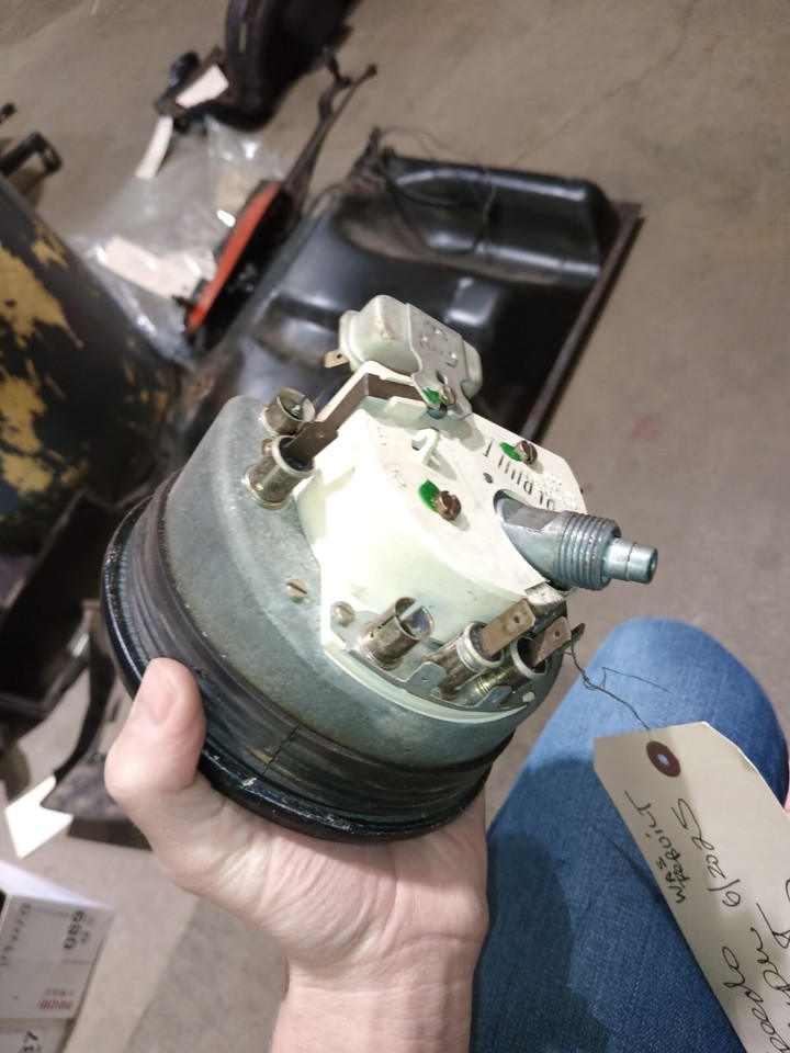 VW Super Beetle Speedometer, 1973-1979 Volkswagen VDO low miles tag ...