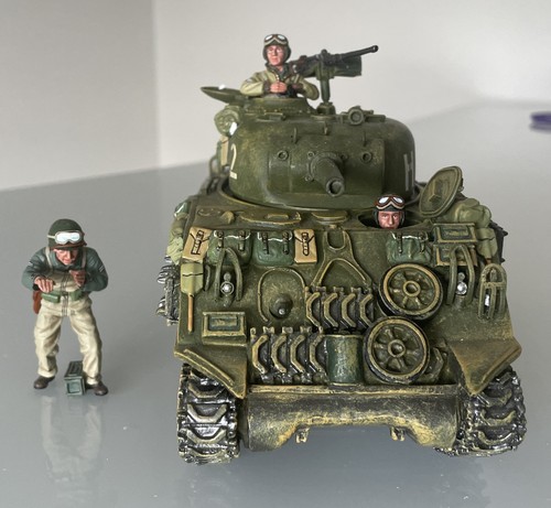 King & Country DD045 WW2 D-Day US M4A3 Sherman 105 Tank | eBay