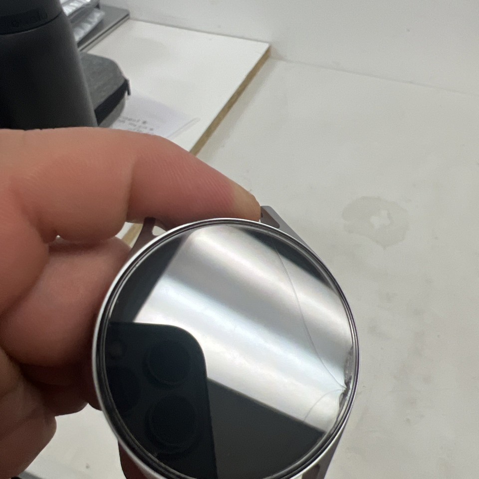 Cracked Screen Samsung Galaxy Watch 7 44mm gps silver Smartwatch SM ...