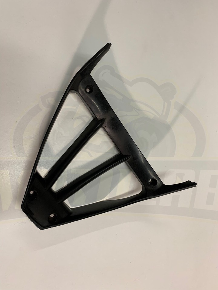 Yamaha YZF - R1 2004 - 2005 5VY Triangle / Bug/ Inférieur Centre Tête ...