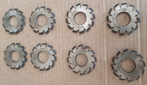 Involute Gear Cutter Set M 0,7 20° set (№1-8) HSS M2. | eBay