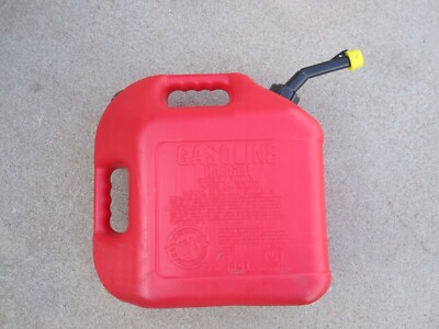 Oil & Gas - Blitz 5 Gallon Gas Can