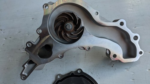 Maserati QTP QUATROPORTE FROM 2014 TO 21 WATER PUMP AND GASKET 297912 ...